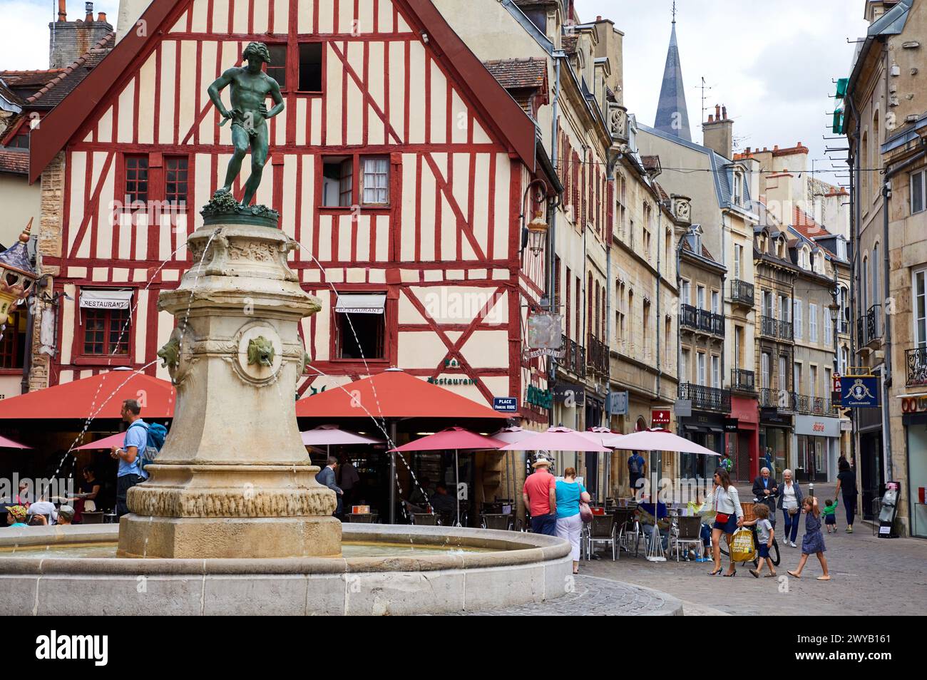 Statue of Bareuzai, Place Francois Rude, Dijon, Cote d'Or, Burgundy ...