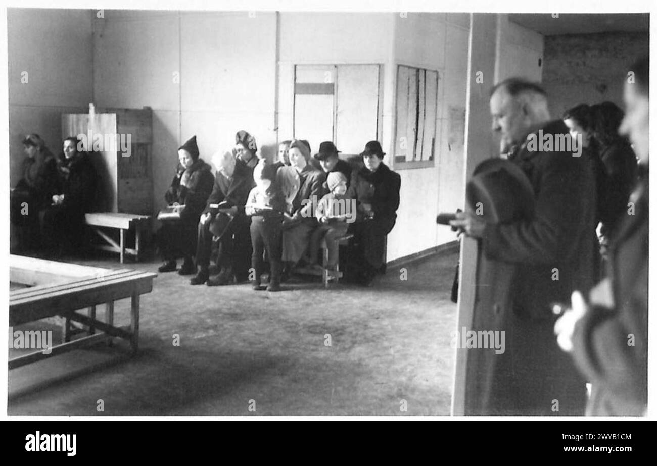 Germans attend Mass during civilian evacuation from British-occupied ...