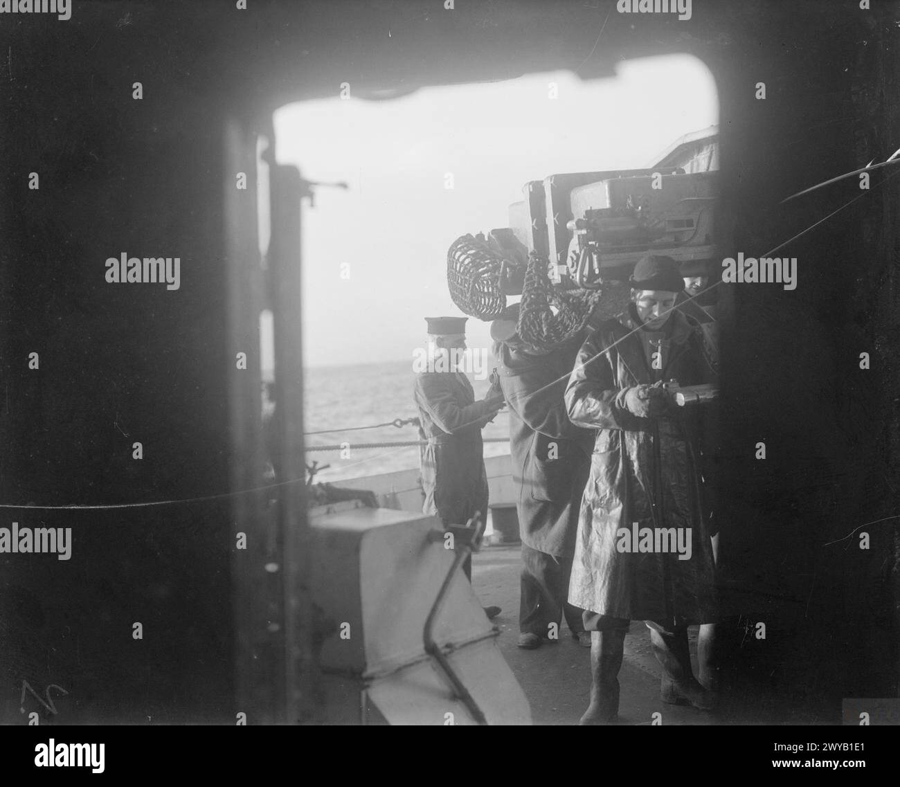 Battle of the atlantic 1942 hi-res stock photography and images - Alamy