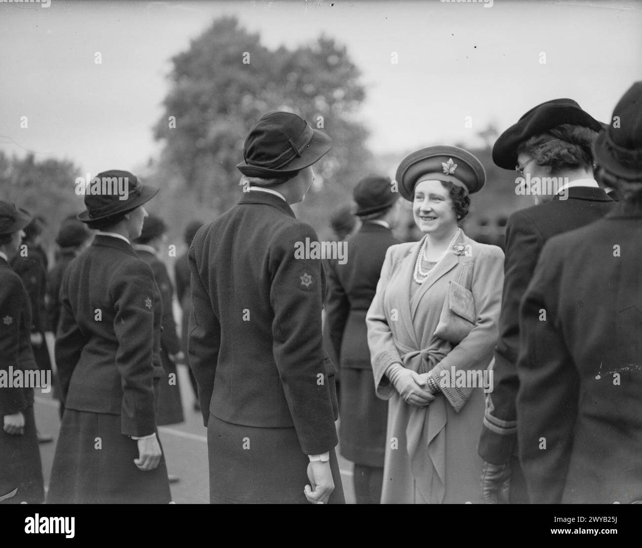 HER MAJESTY THE QUEEN INSPECTS WRENS. 11 MAY 1942, DEDWORTH MANOR ...