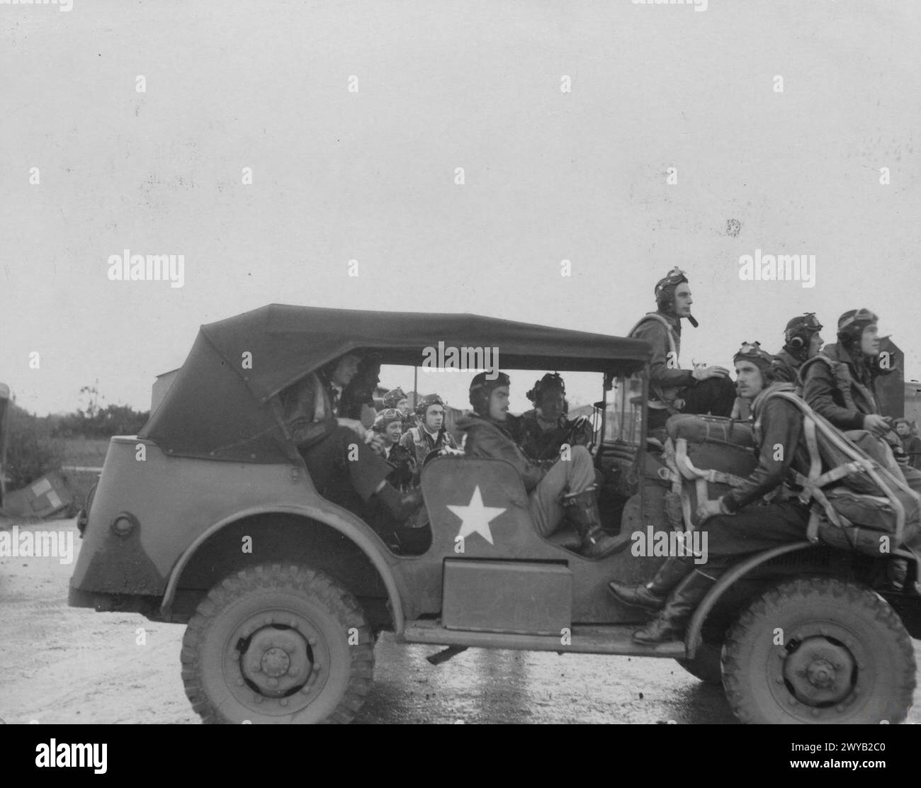 UNITED STATES EIGHTH AIR FORCE IN BRITAIN, 1942-1945 - Pilots of the ...