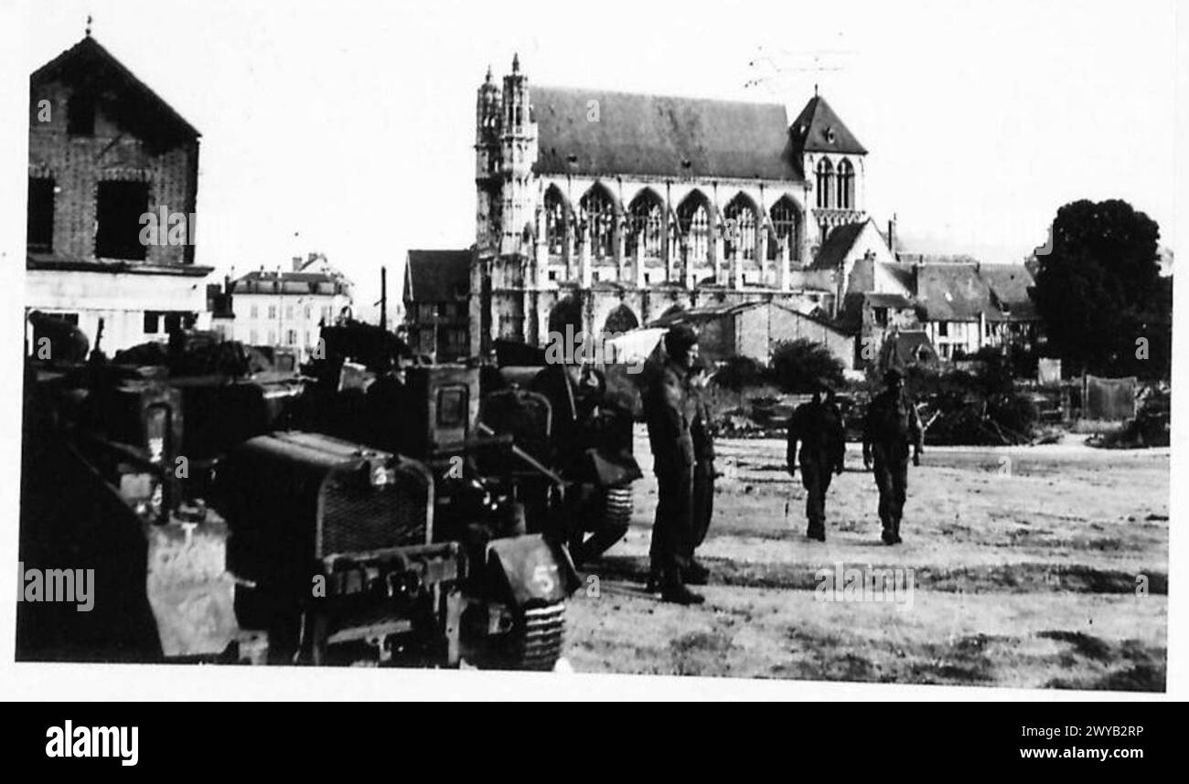 CROSSING THE RIVER SEINE - Original wartime caption: 5th Wiltshire Inf ...