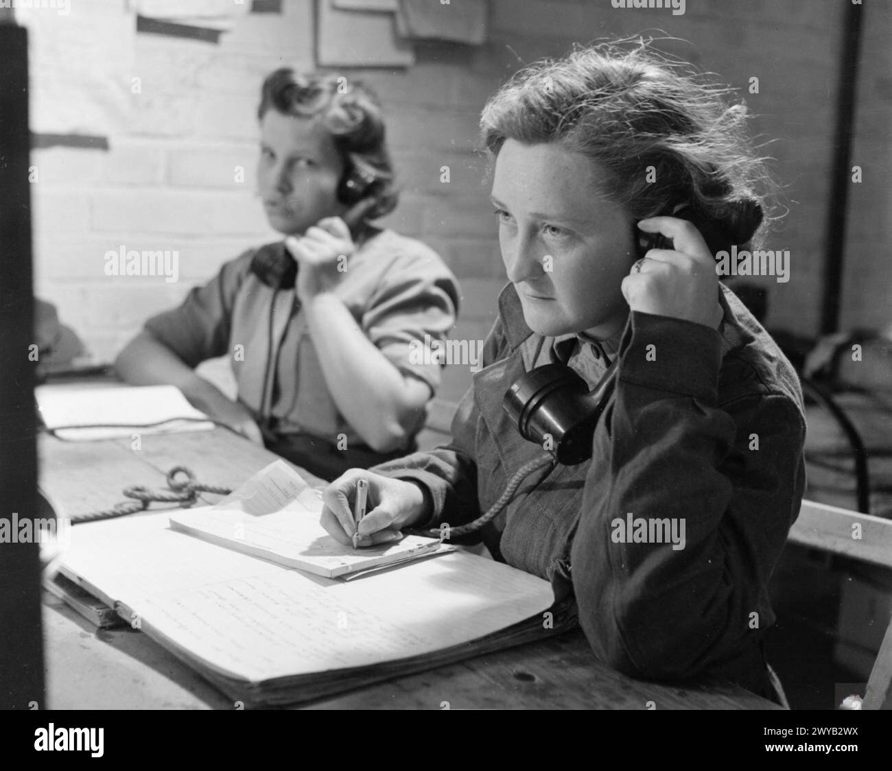 THE WORK OF THE AUXILIARY TERRITORIAL SERVICE AT A MIXED ANTI-AIRCRAFT ...