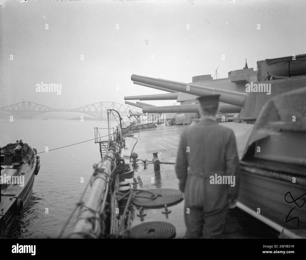 ON BOARD THE BATTLESHIP HMS RODNEY. OCTOBER 1940, IN THE FIRTH OF FORTH ...