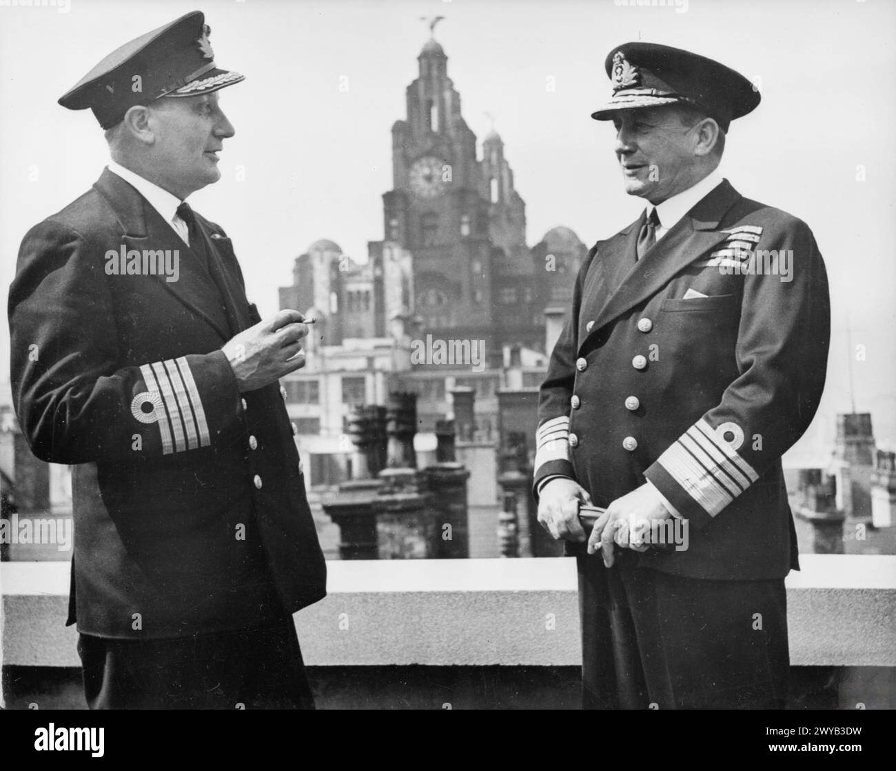 THE COMMANDER IN CHIEF WESTERN APPROACHES, ADMIRAL MAX K HORTON, KCB ...