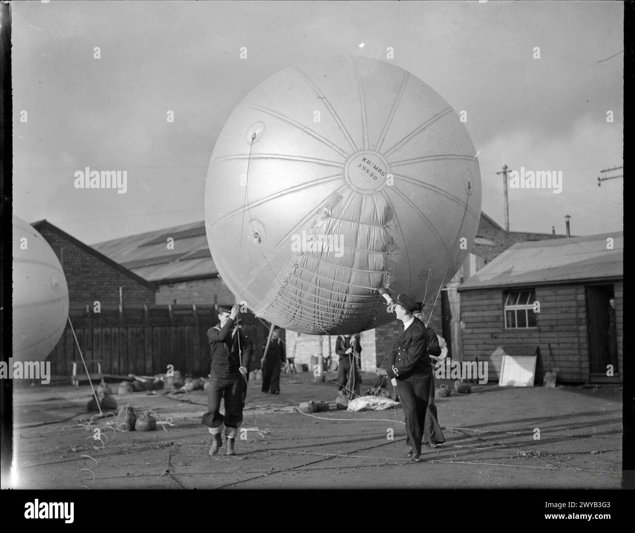 Fly navy balloon hi-res stock photography and images - Alamy