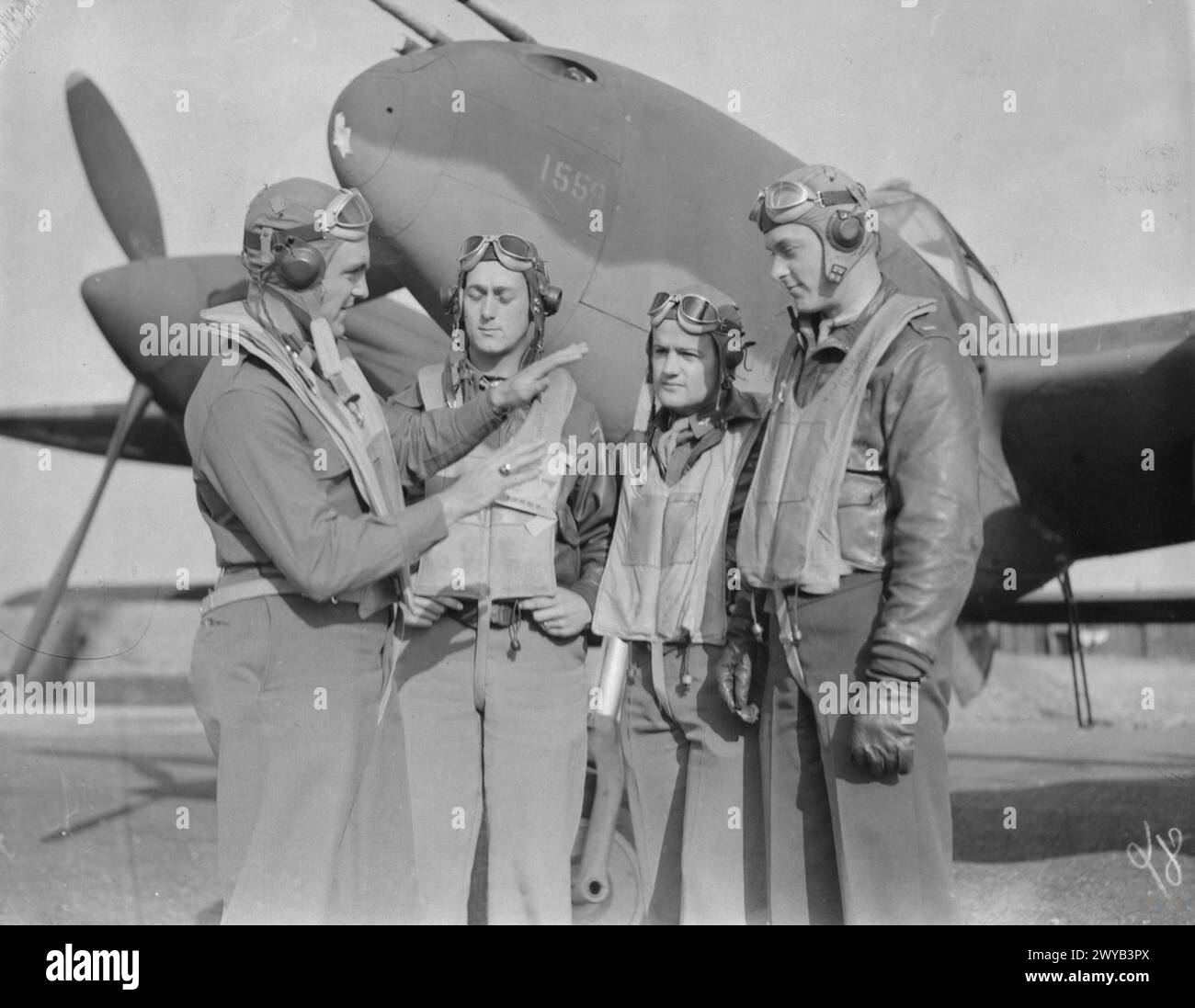 UNITED STATES EIGHTH AIR FORCE IN BRITAIN, 1942-1945 - Captain George ...