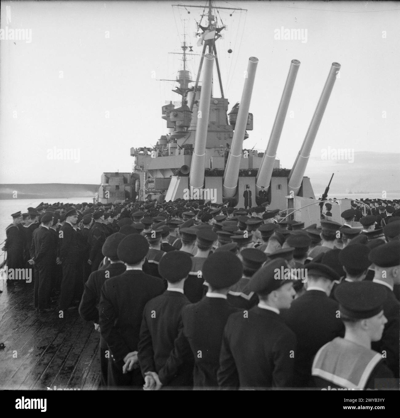 FIRST LORD VISITS HOME FLEET. 15 JANUARY 1943, SCAPA FLOW, MR A V ...