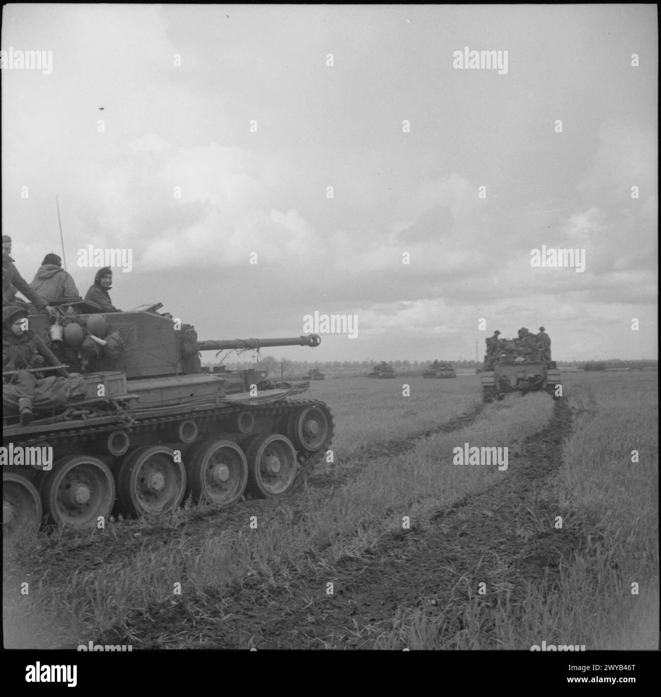 THE BRITISH ARMY IN NORTH-WEST EUROPE 1944-45 - Comet tanks of 2nd Fife ...