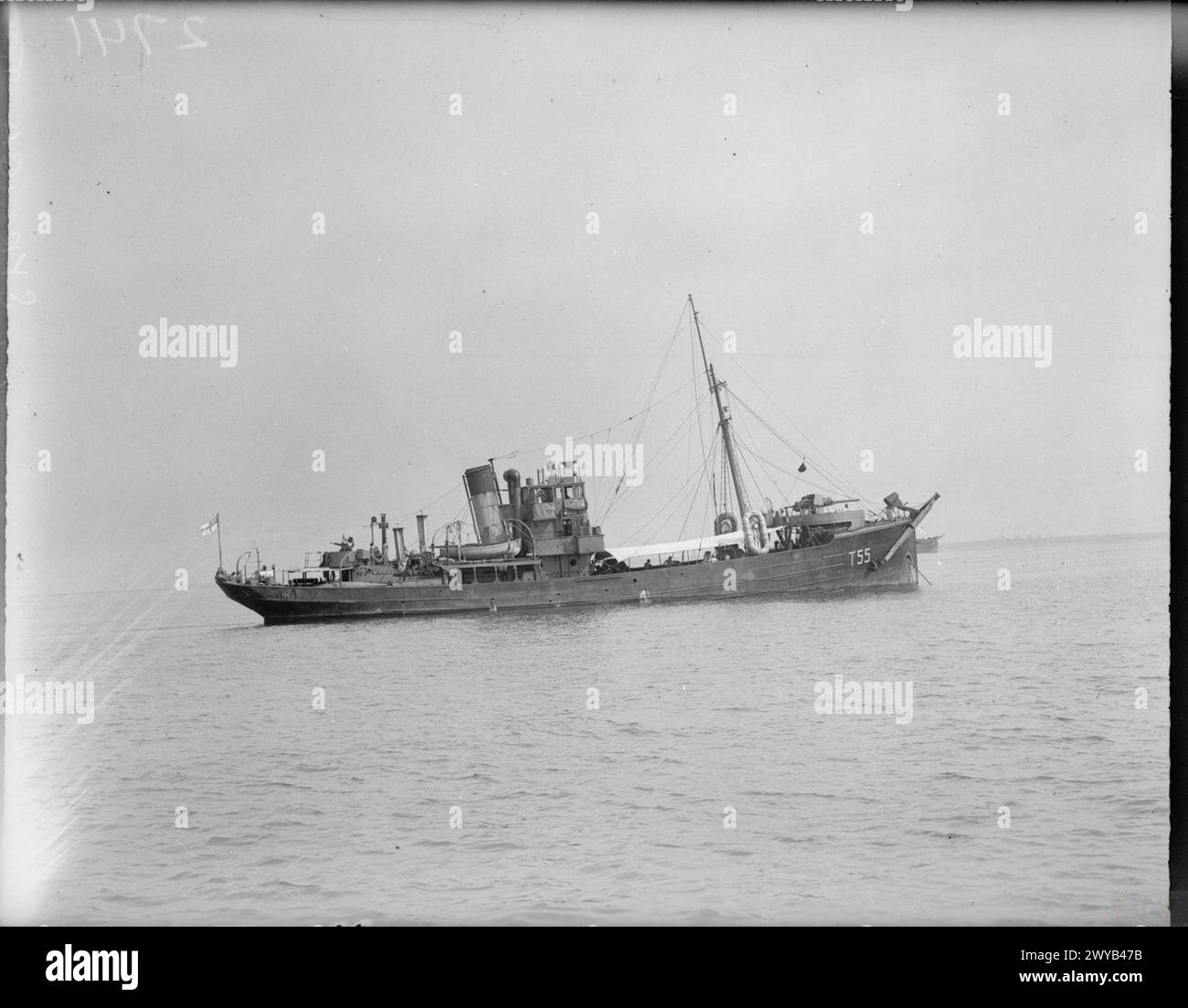 HMT SYRINGA - At anchor. , SYRINGA (ex CAPE KANIN Stock Photo - Alamy