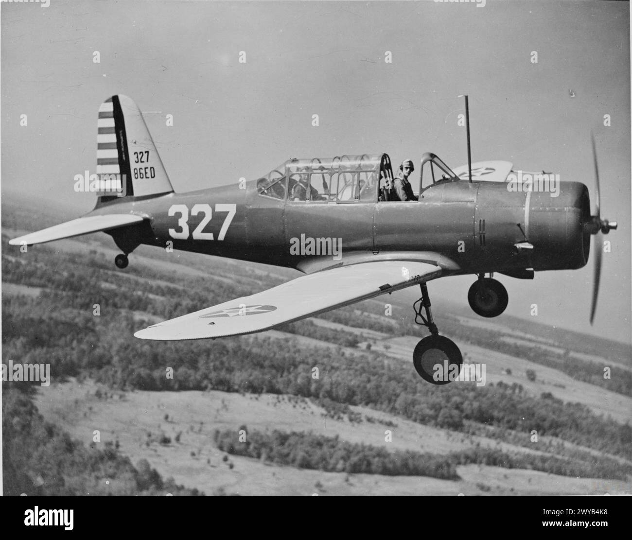 United states air force basic training hi-res stock photography and ...