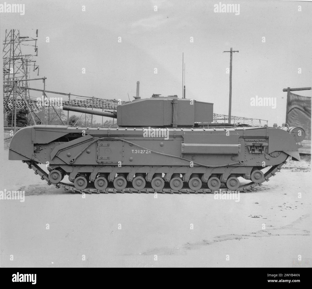 BRITISH TANKS AND ARMOURED FIGHTING VEHICLES 1939-45 - Infantry Tank Mk ...