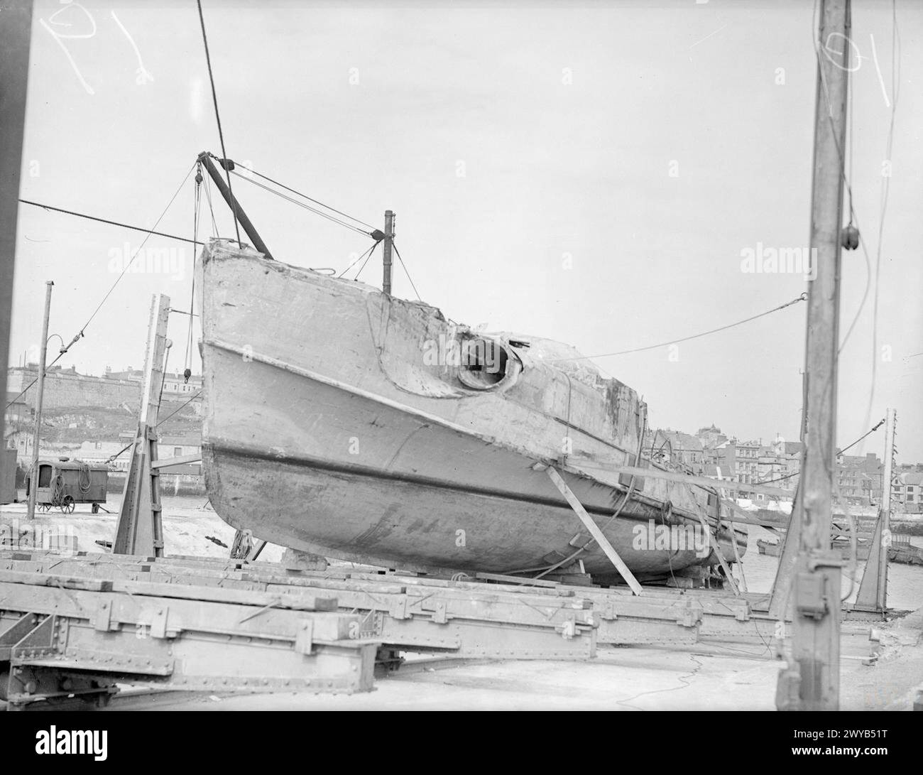 A GERMAN E-BOAT. 24 AND 25 APRIL 1945, PLYMOUTH. VARIOUS CONSTRUCTIONAL ...