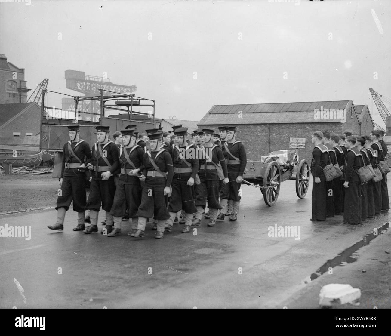 NAVAL FUNERAL. 12 NOVEMBER 1941, ROSYTH. A FUNERAL WITH FULL NAVAL ...