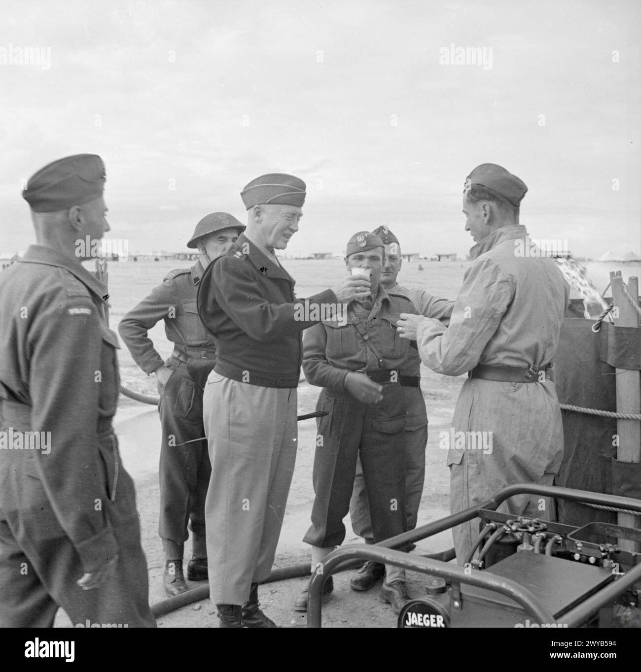 American military generals visit hi-res stock photography and images ...