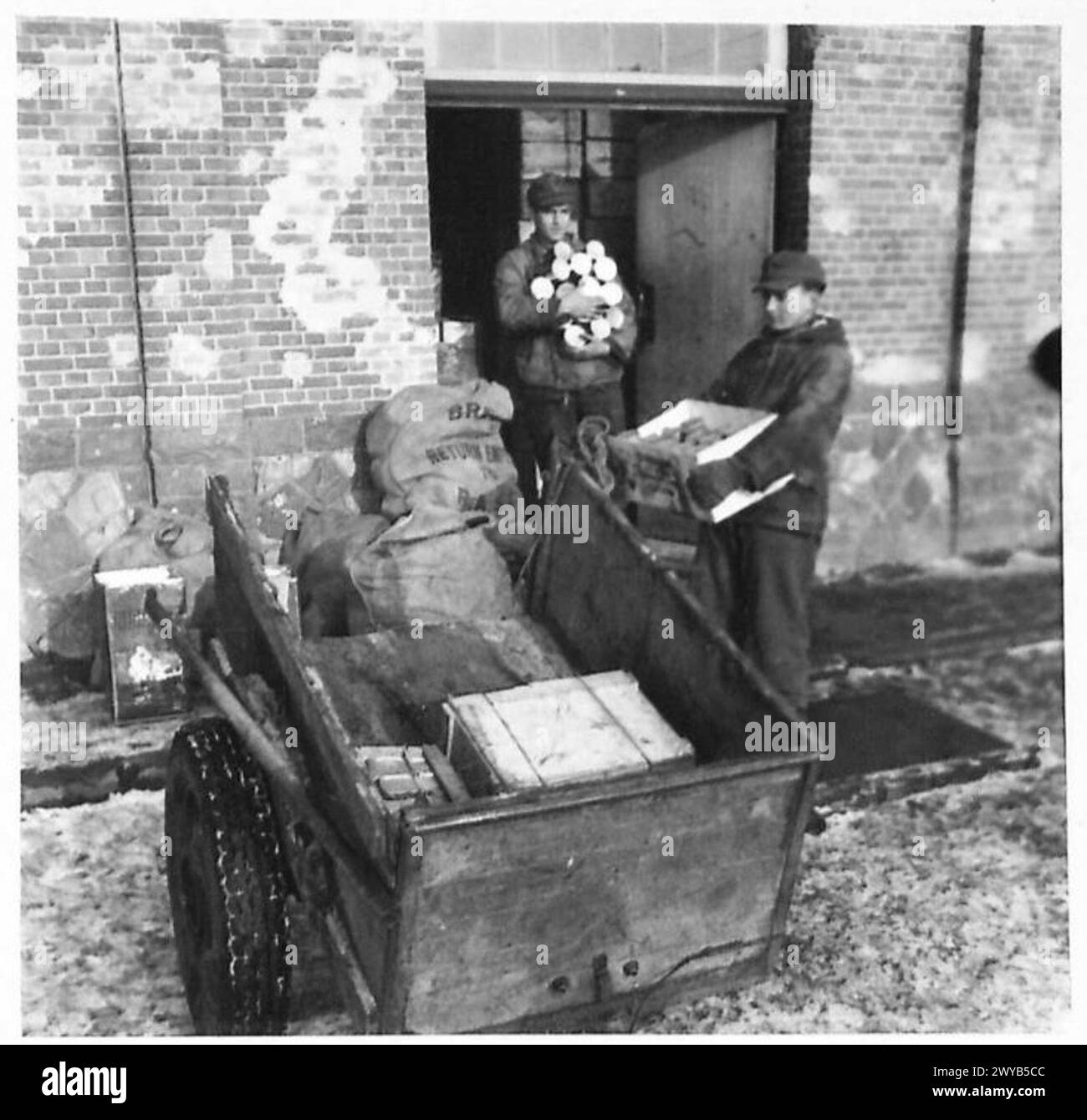 Personnel leaving Cut Out Stock Images & Pictures - Alamy