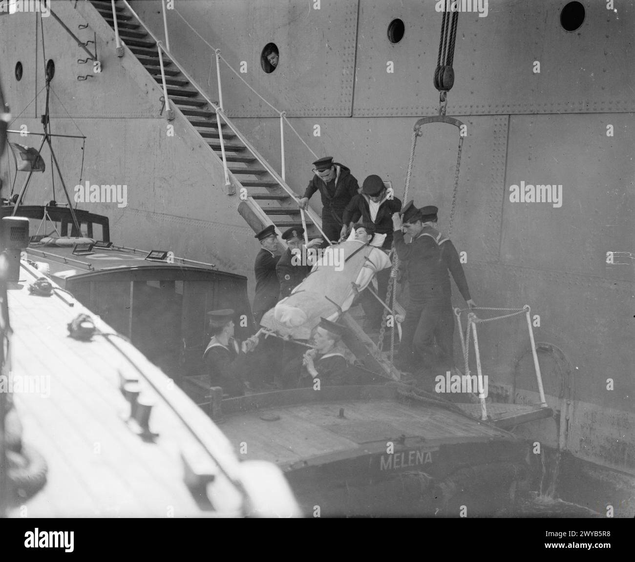 THE ROYAL NAVY DURING THE SECOND WORLD WAR - Sailors carry a stretcher ...