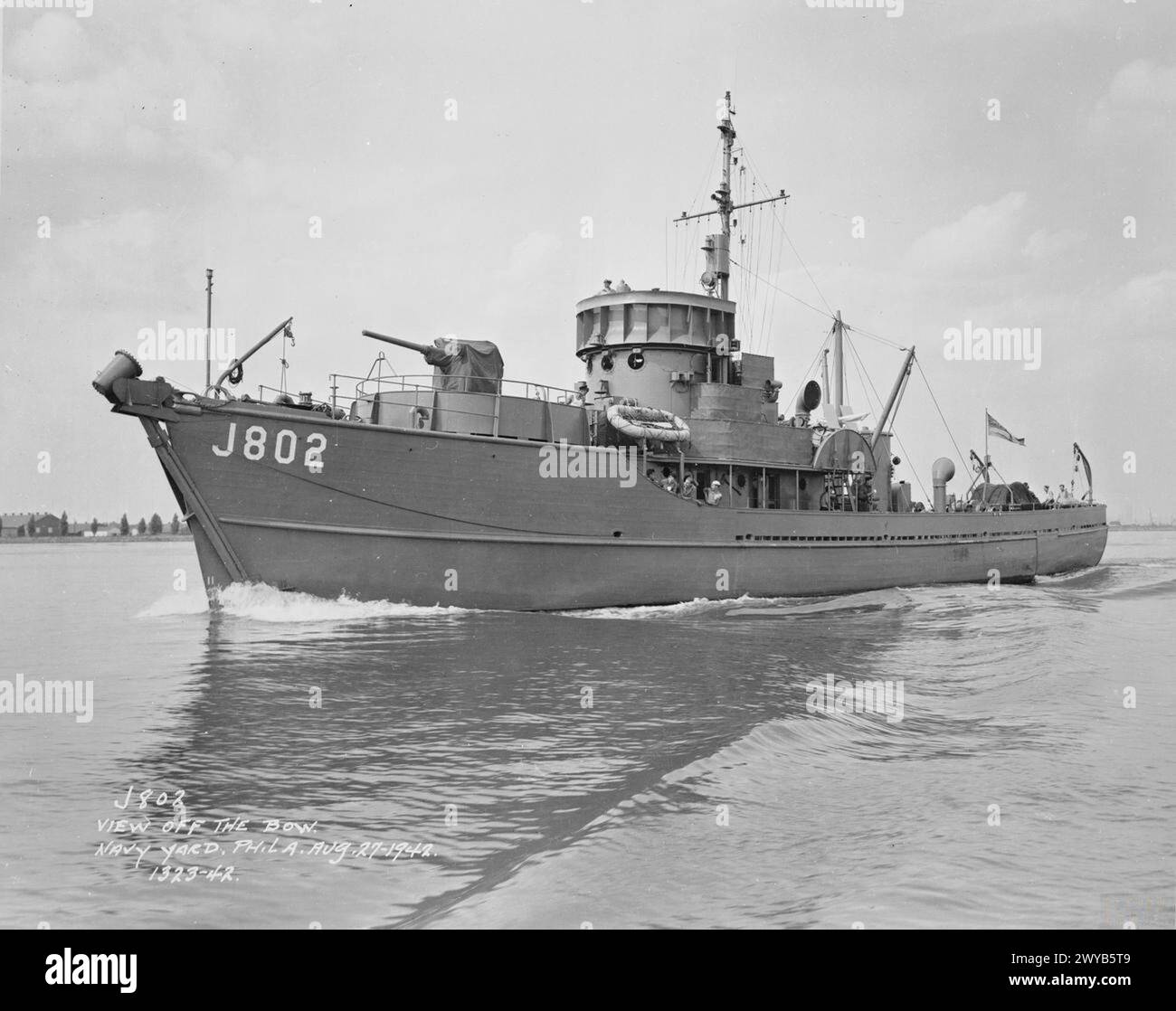 British Yard Minesweeper J 802, later renumbered 2002, is underway ...