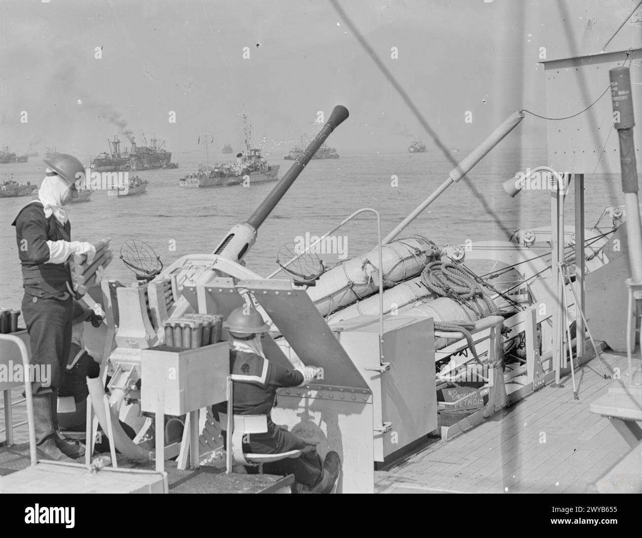 Anti shipping gun hi-res stock photography and images - Alamy