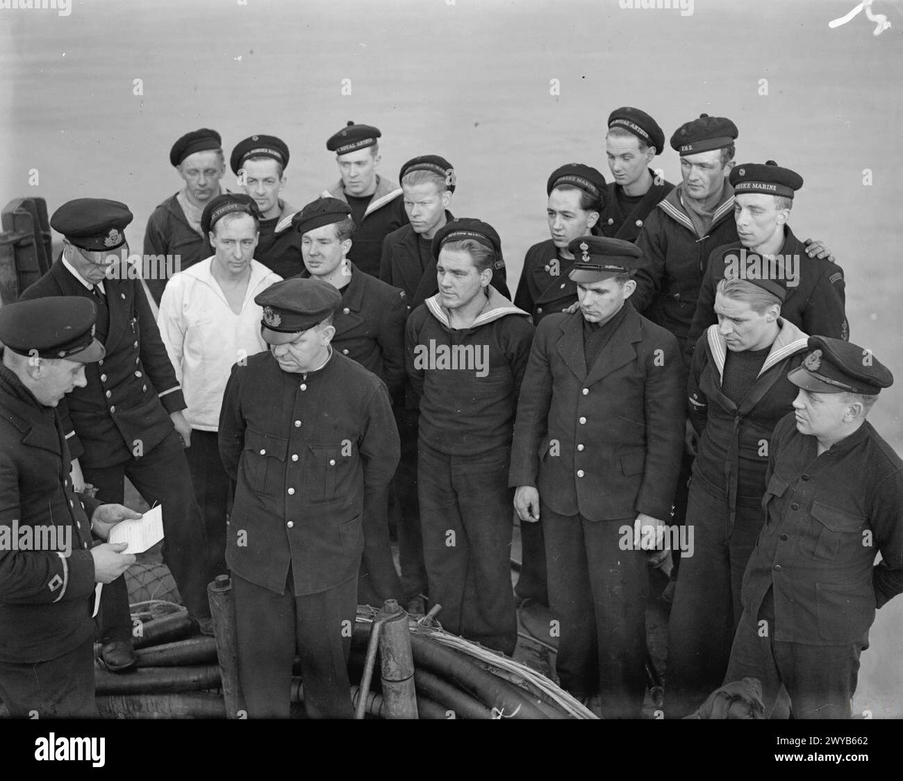 Rosyth navy port hi-res stock photography and images - Alamy