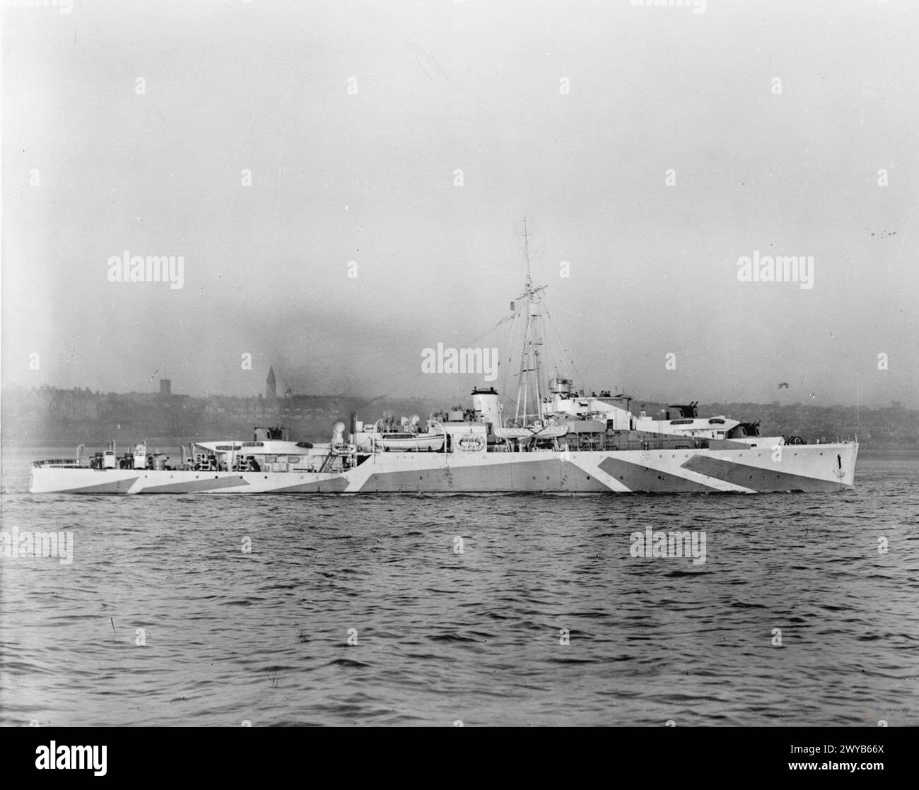 Black swan class sloop hi-res stock photography and images - Alamy