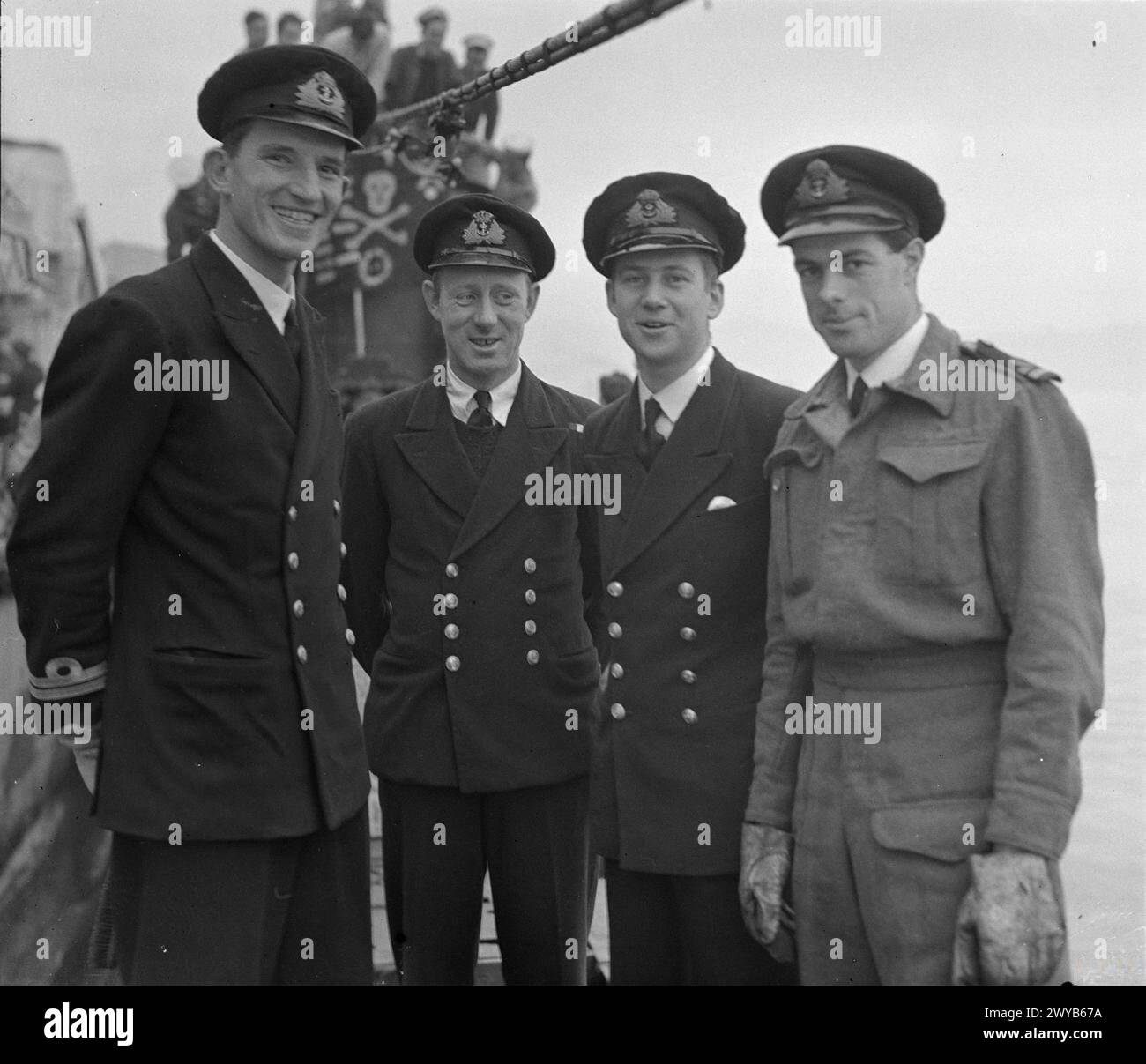 Submarine c 17 hi-res stock photography and images - Alamy