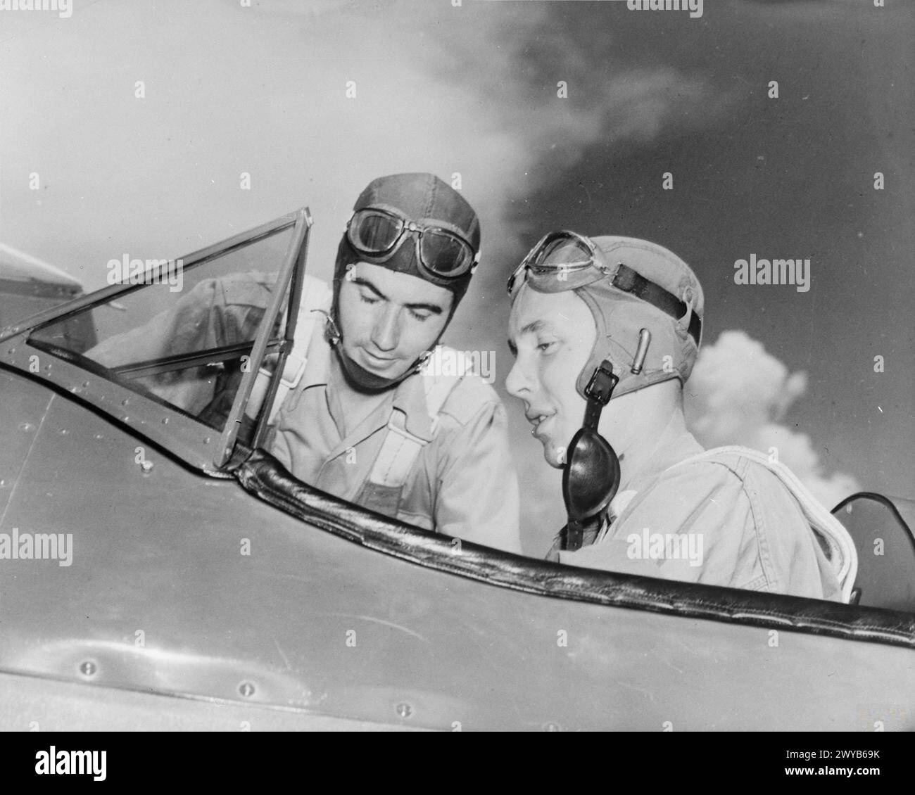 Flight school trainee with flight instructor hi-res stock photography ...
