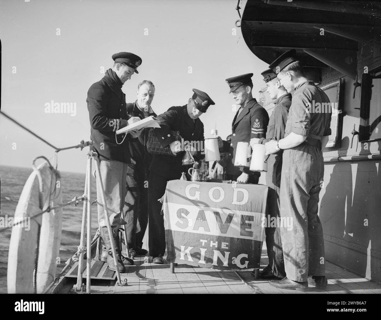 SCENES ON BOARD A MINESWEEPER. 1940, ON BOARD HMS HAZARD. - The issue ...