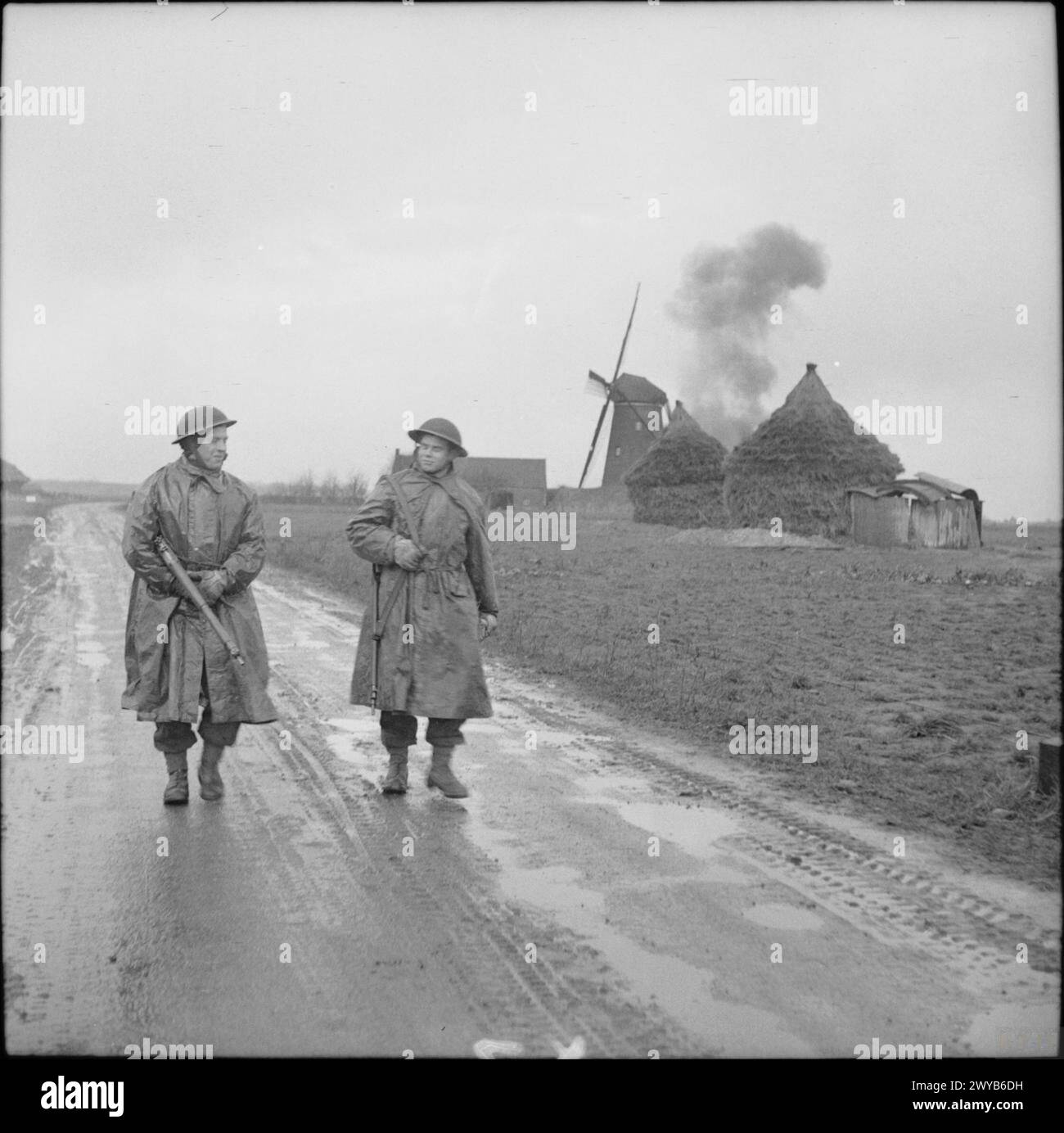 THE BRITISH ARMY IN NORTH-WEST EUROPE 1944-1945 - Two soldiers from the ...