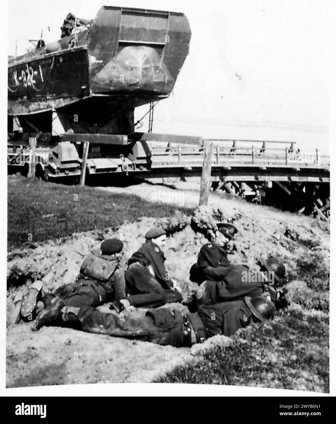 RHINE CROSSING - Original wartime caption: General Dempsey takes cover ...
