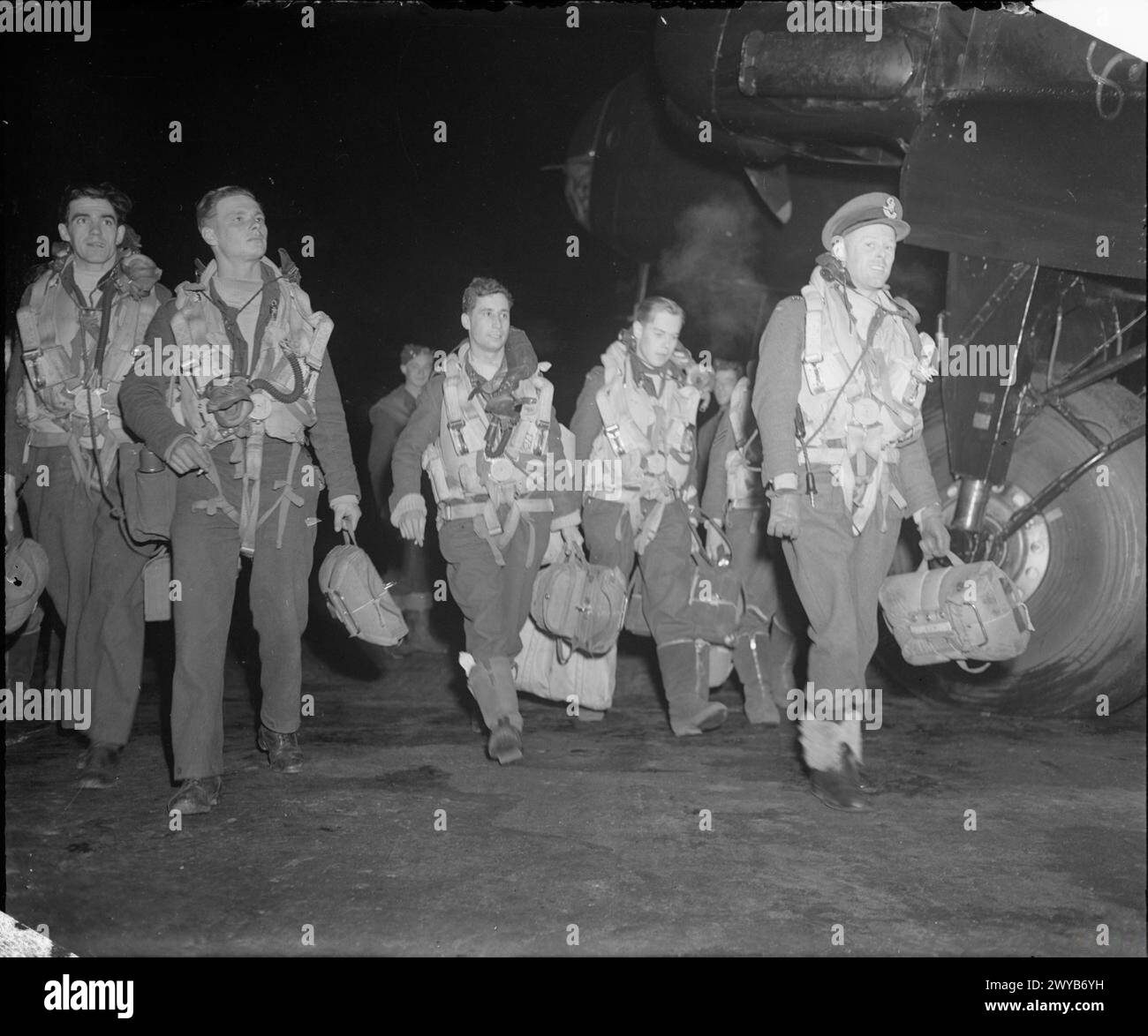 ROYAL AIR FORCE BOMBER COMMAND, 1942-1945. - Flight Lieutenant A Carey ...