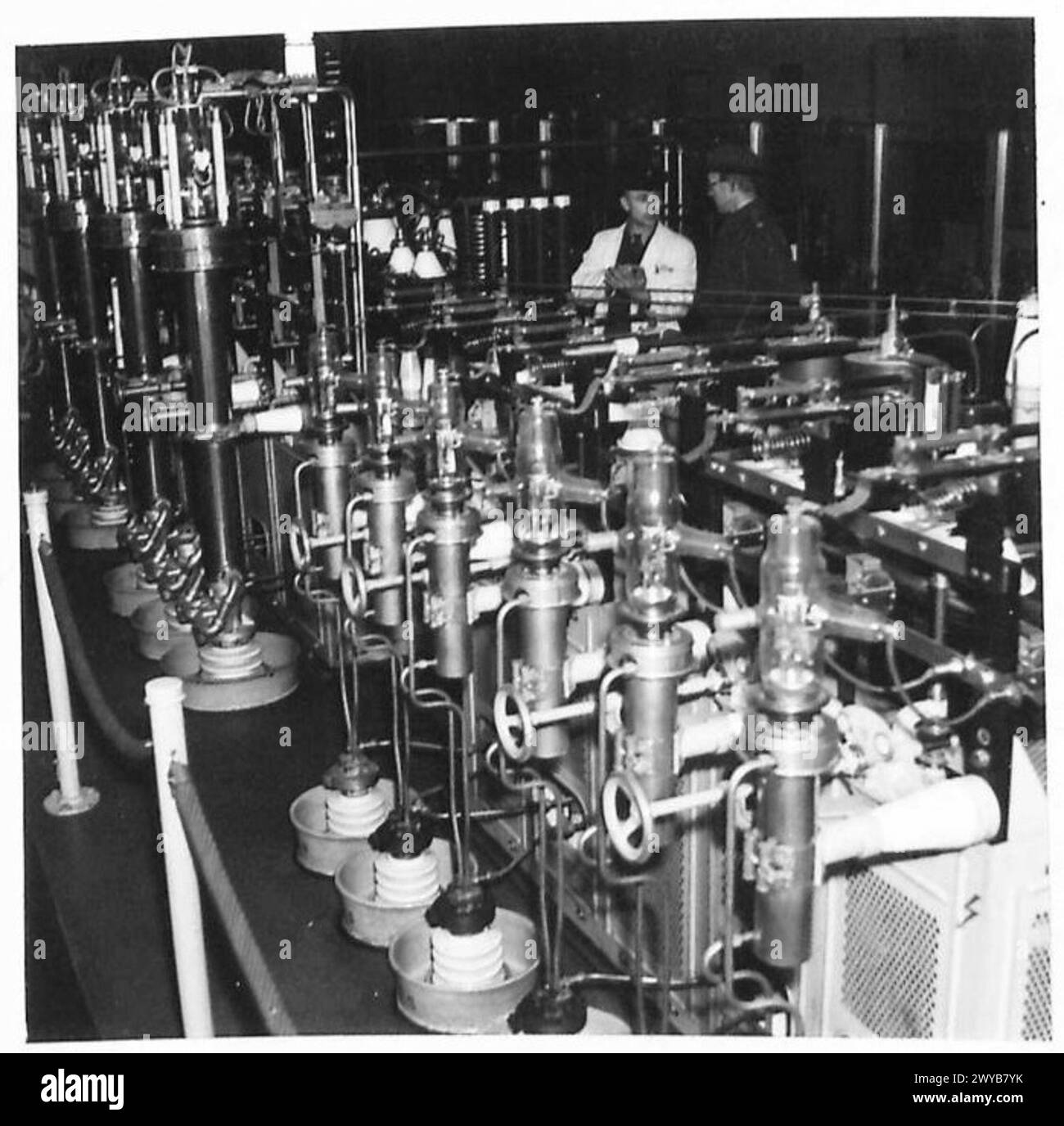 Major Findley of the British Army inspects the Reichsender Hamburg ...