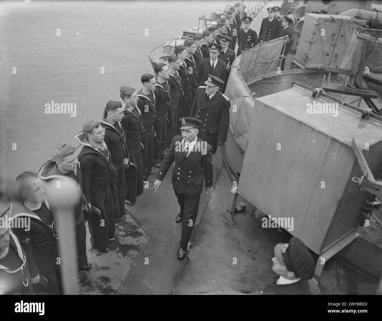 COMMANDER IN CHIEF, PLYMOUTH, ADMIRAL SIR MARTIN DUNBAR-NASMITH, VC ...