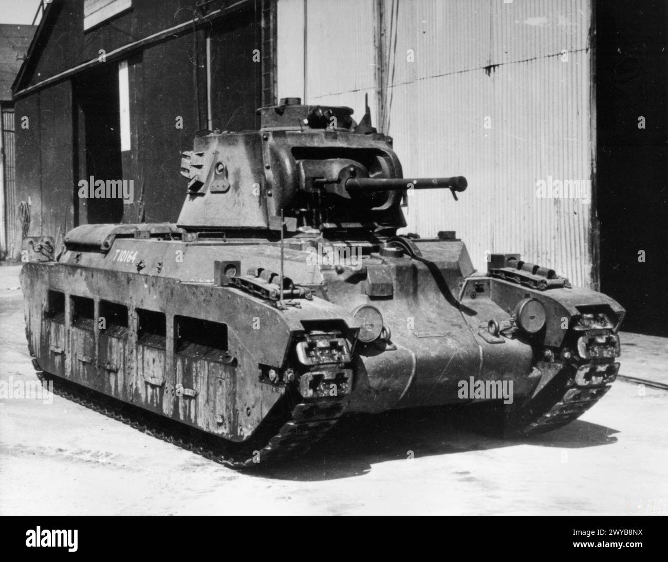 Second world war tanks hi-res stock photography and images - Alamy