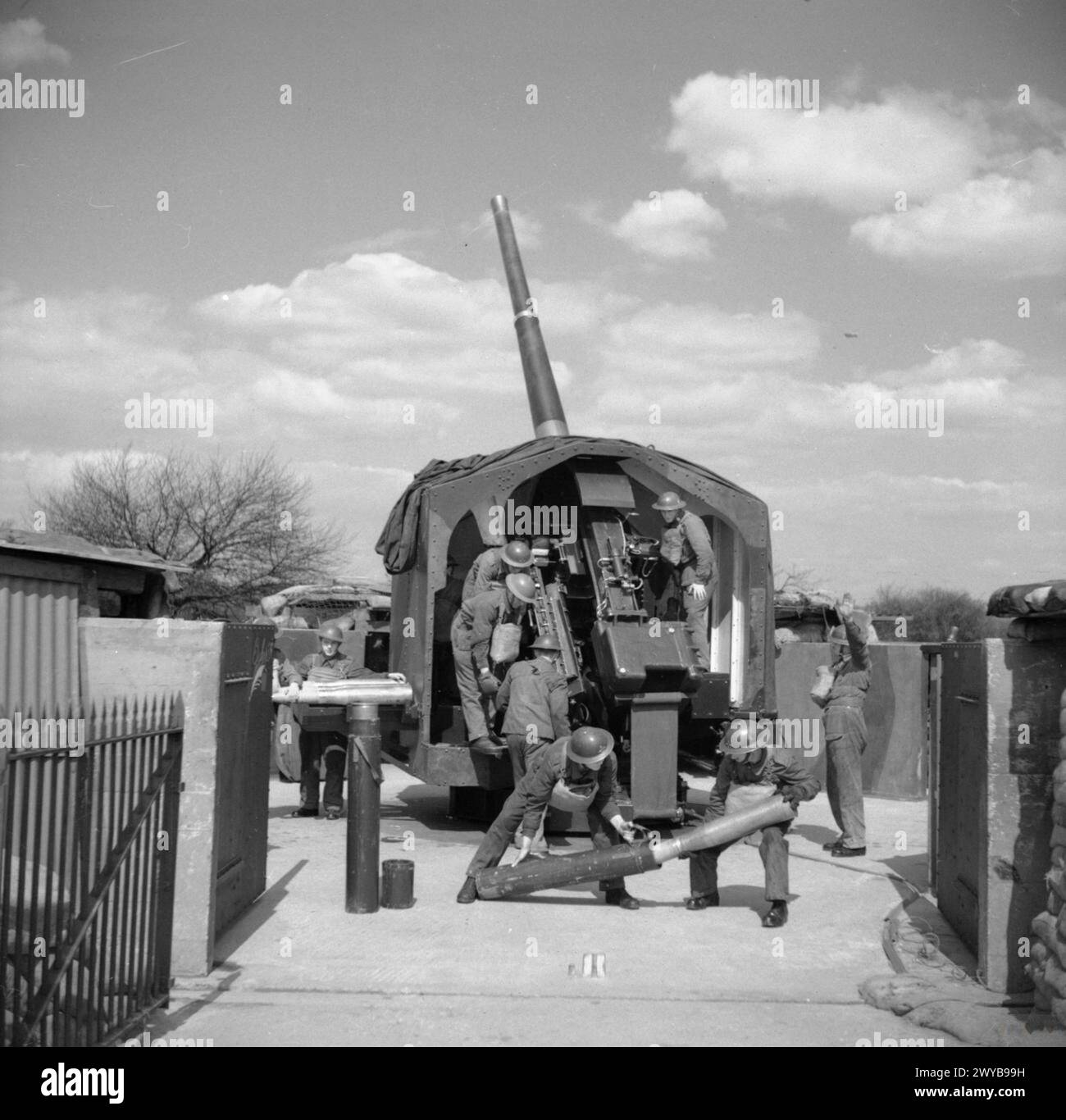 16 regiment royal artillery hi-res stock photography and images - Alamy