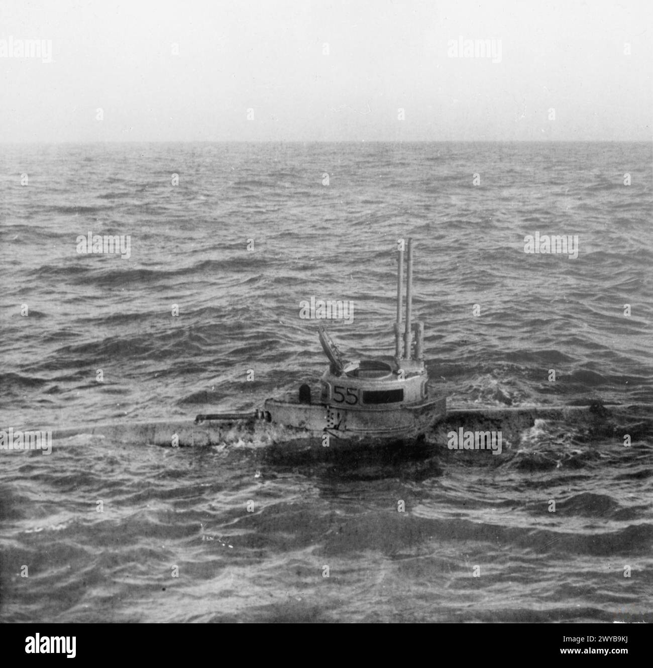 Midget boat hi-res stock photography and images - Alamy