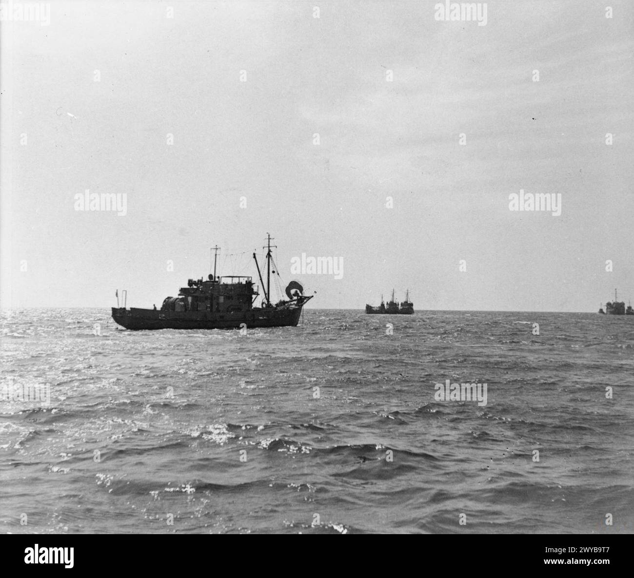 THE ROYAL NAVY DURING THE SECOND WORLD WAR - HM Motor Minesweeper 88 ...