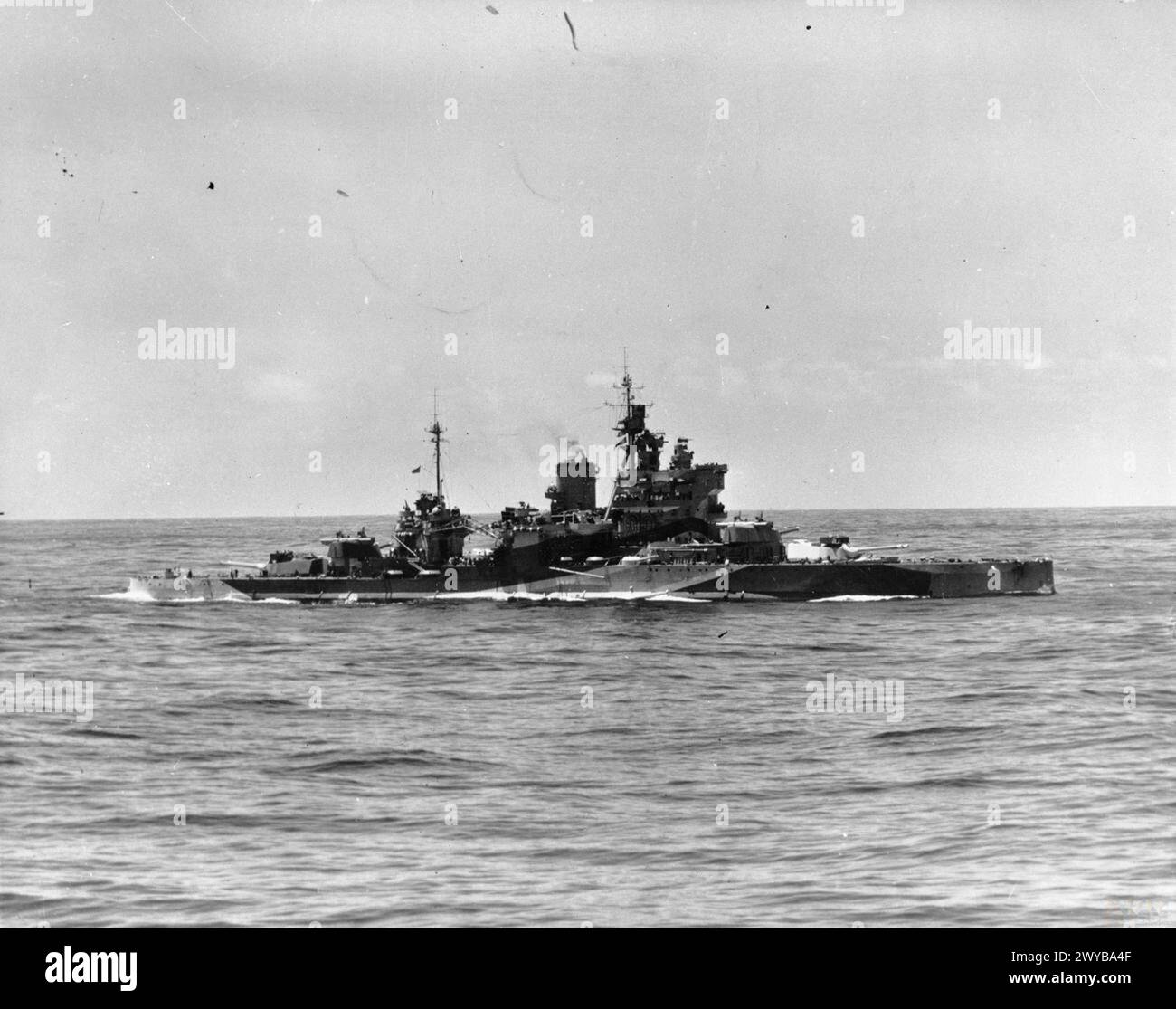 THE ROYAL NAVY DURING THE SECOND WORLD WAR - The battleship HMS VALIANT ...