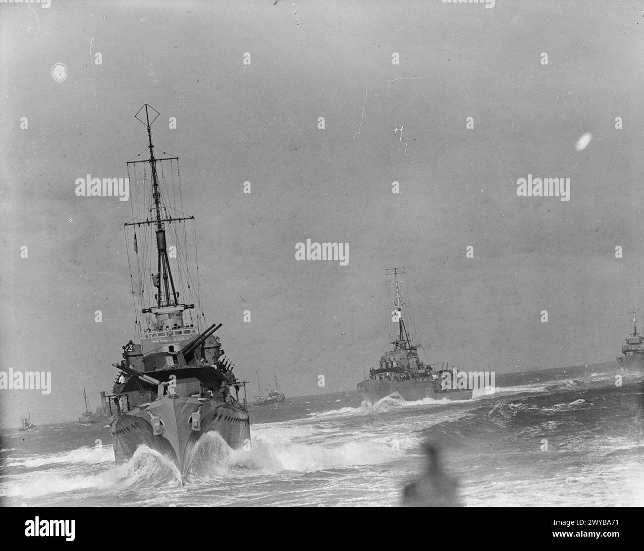 DESTROYER FLOTILLA AT SEA. SEPTEMBER 1940, ON BOARD THE DESTROYER HMS ...