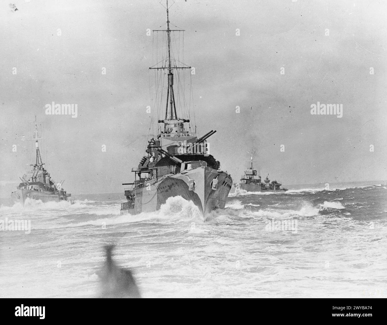 DESTROYER FLOTILLA AT SEA. SEPTEMBER 1940, ON BOARD THE DESTROYER HMS ...