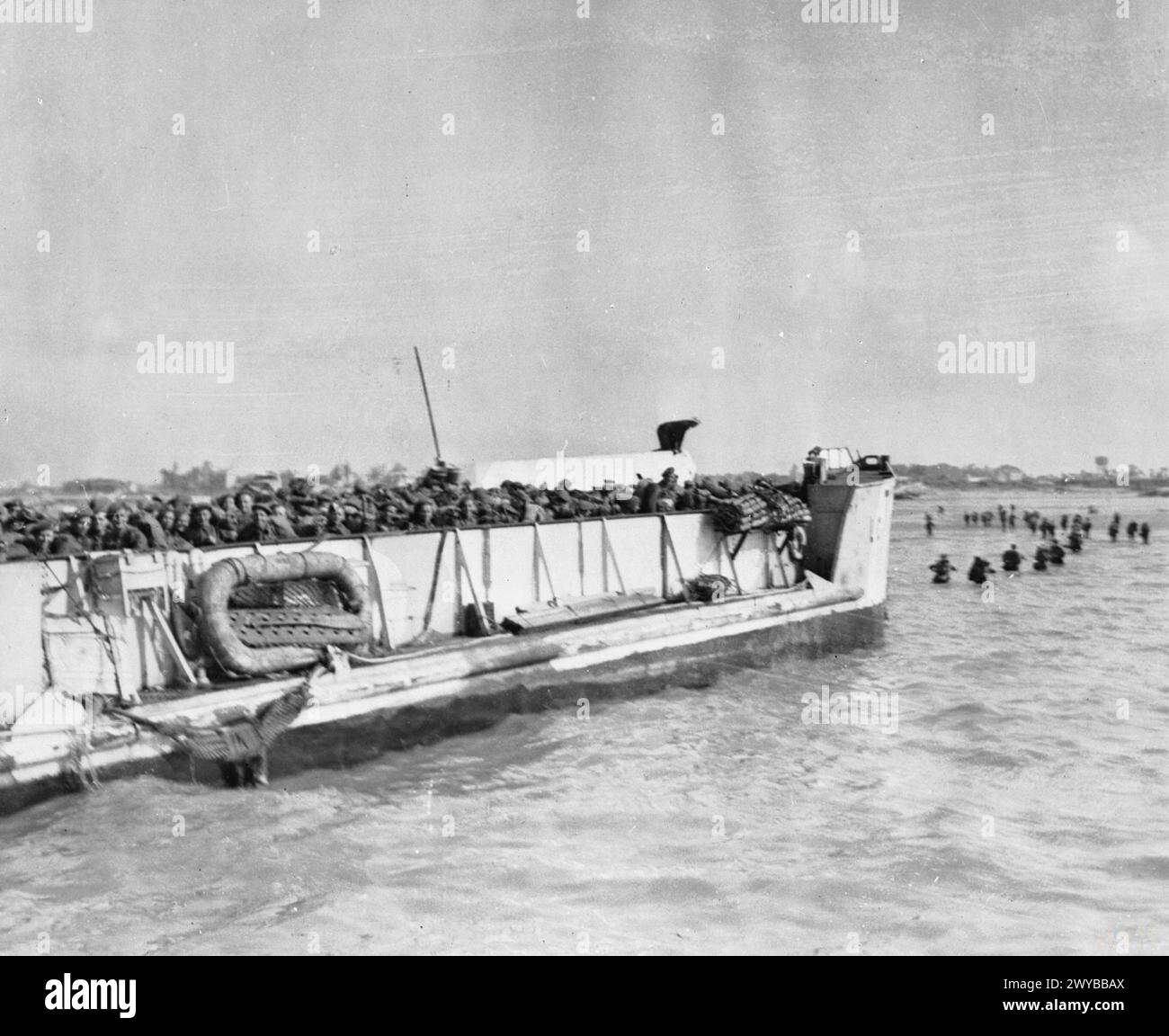 THE ALLIED INVASION OF NORMANDY, D-DAY, 6 JUNE 1944 - Troops disembark ...