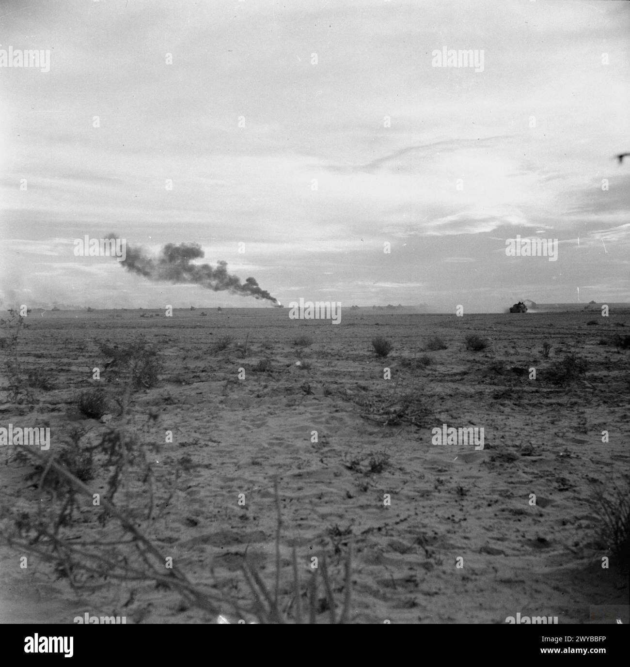 THE CAMPAIGN IN NORTH AFRICA 1940-1943 - El Alamein: Distant view of a ...
