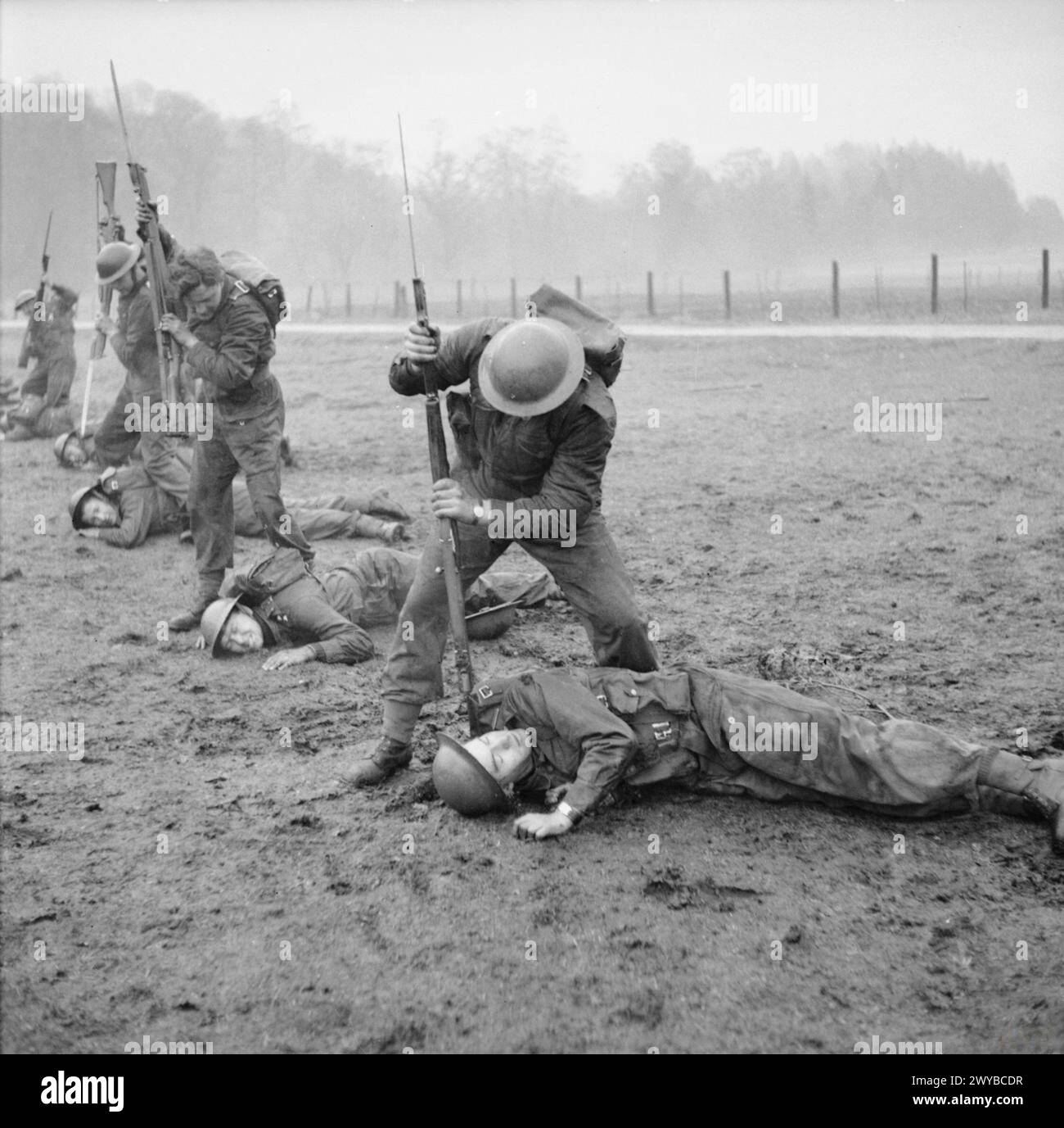 British commandos 1943 hi-res stock photography and images - Alamy