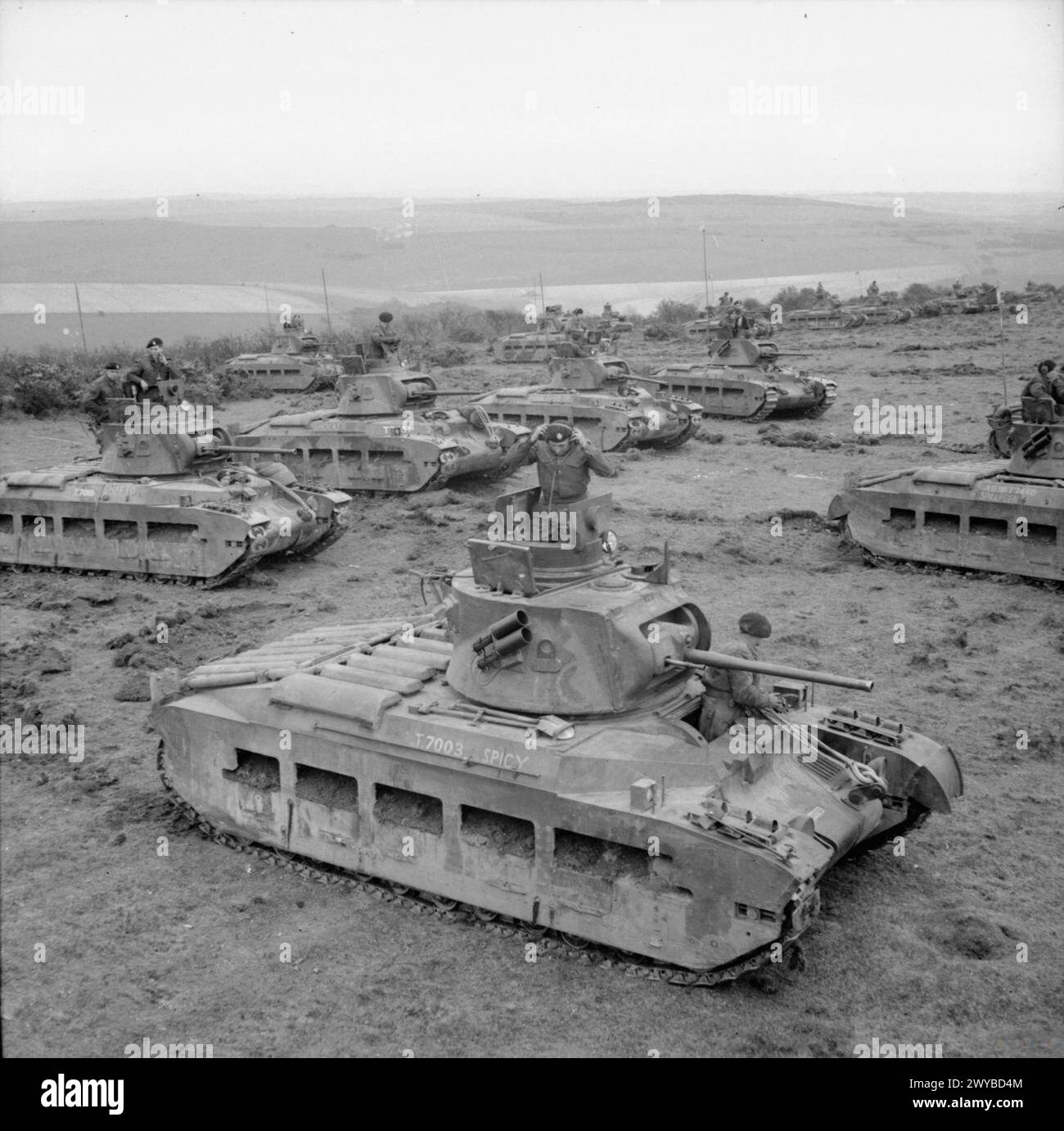 THE BRITISH ARMY IN THE UNITED KINGDOM 1939-45 - Matilda tanks of 43rd ...