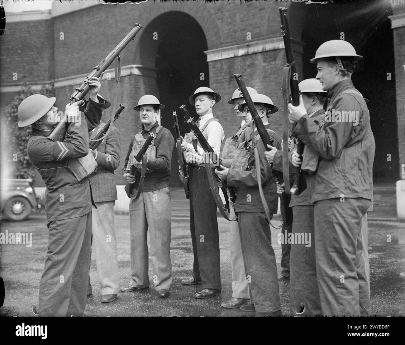 THE BRITISH ARMY IN THE UNITED KINGDOM 1939-45 - Recruits from the ...