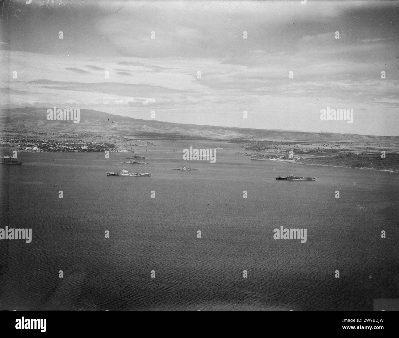 BRITISH OPERATIONS IN MADAGASCAR. 13 MAY 1942, DIEGO SUAREZ AERIAL ...