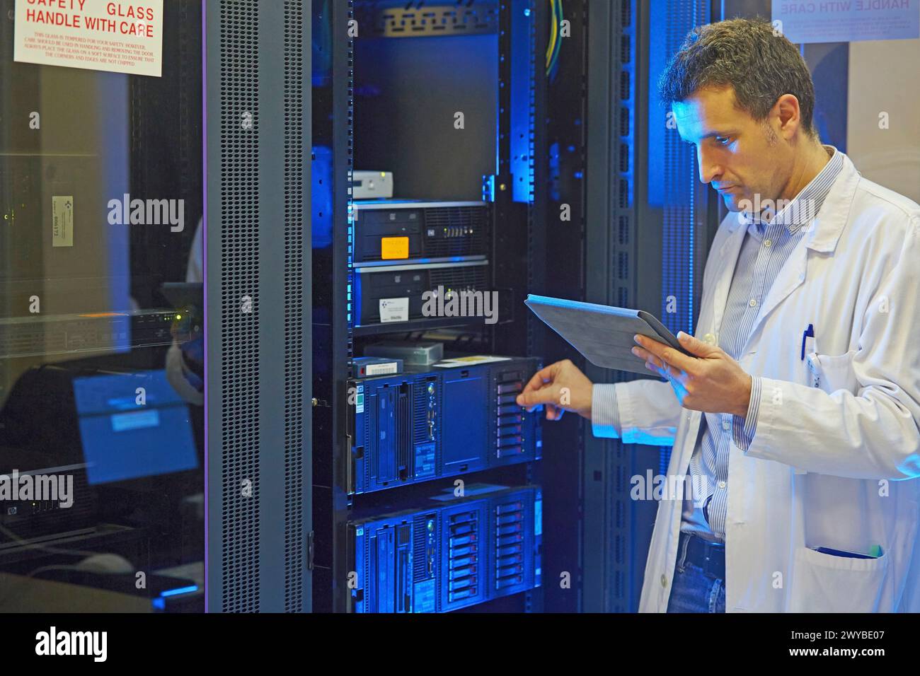 Data Processing Center, Department of Computer Servers in raks ...