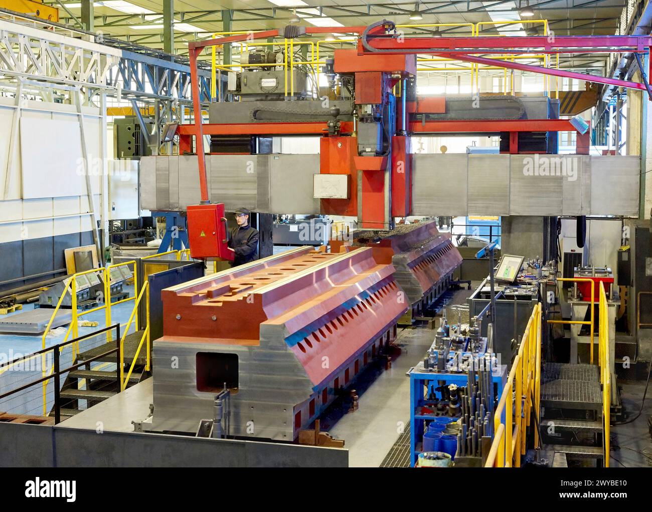 Machining Centre, CNC, Milling machine, Design, manufacture and ...