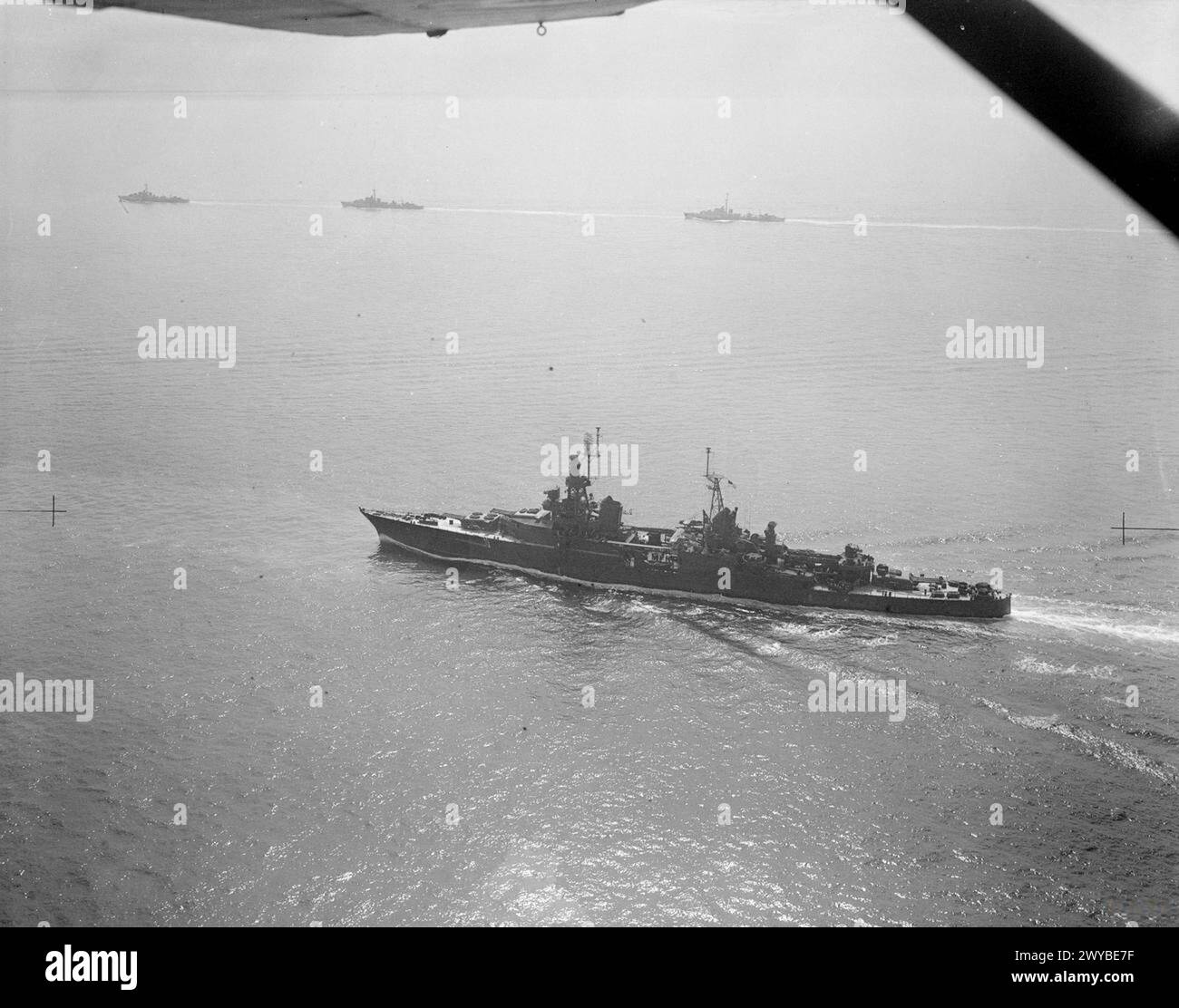 Us president on warship hi-res stock photography and images - Alamy