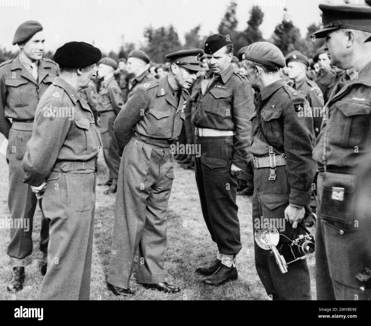 THE LIFE AND WORK EDWARD G MALINDINE, PHOTOJOURNALIST AND OFFICIAL ARMY ...